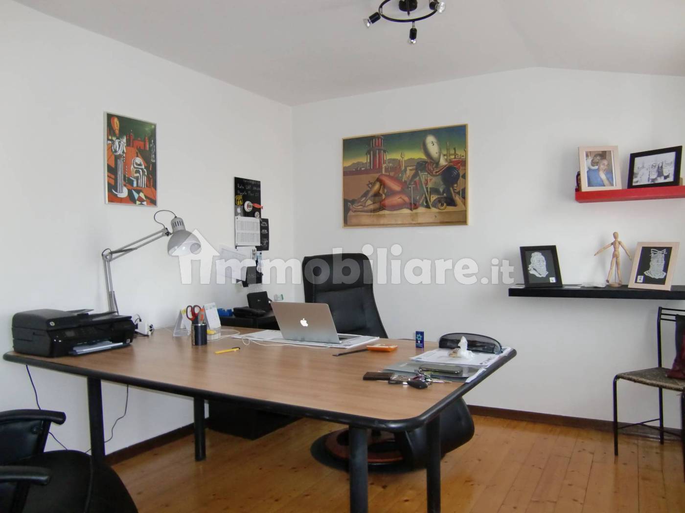 Locale commerciale in Vendita