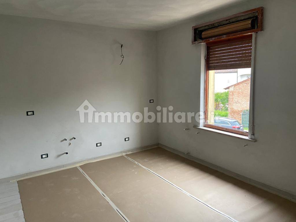 Bilocale via Fratelli Cervi, Centro, Sergnano