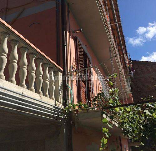 Quadrilocale San Pietro In Guarano via San Francesco, Centro, San Pietro in Guarano