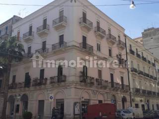 Trilocale corso Umberto I 104, Borgo, Taranto