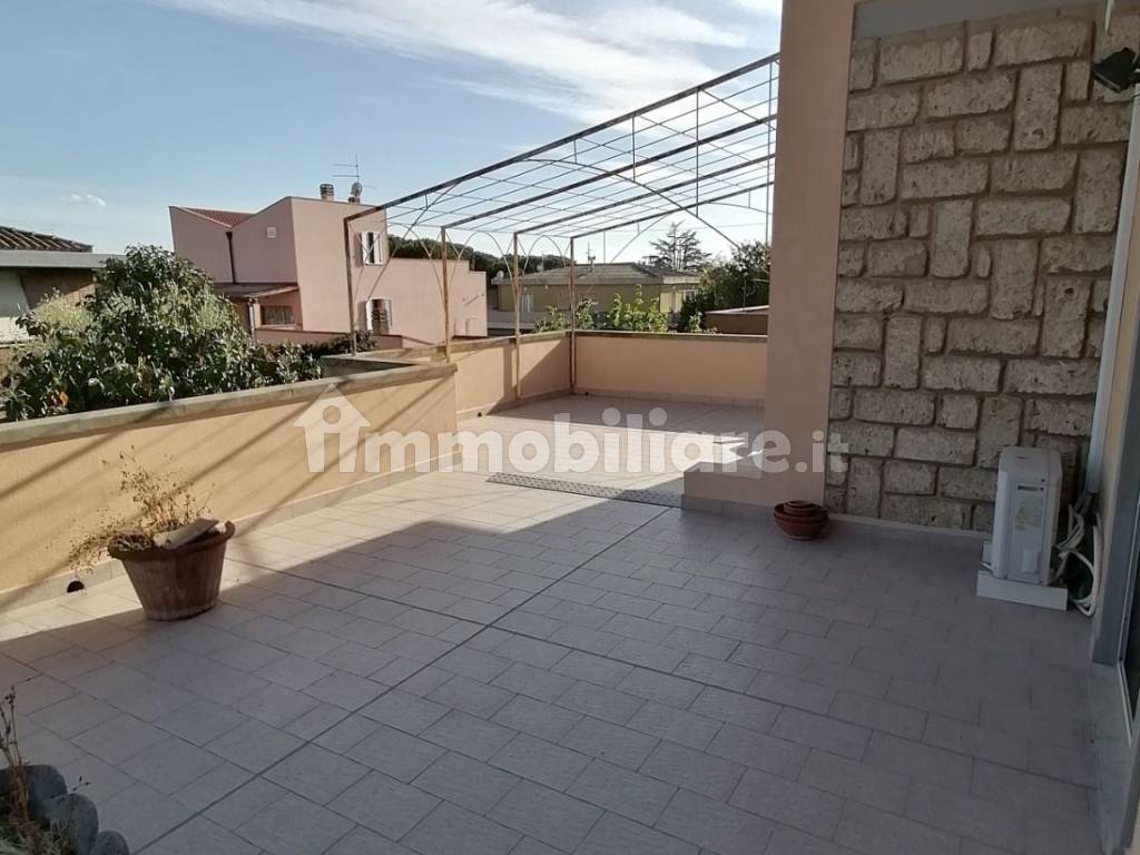 Vendita Appartamento Follonica. Quadrilocale, Buono stato, su più ...