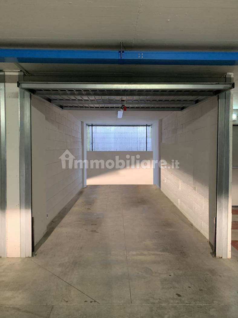 Garage - Box in Vendita