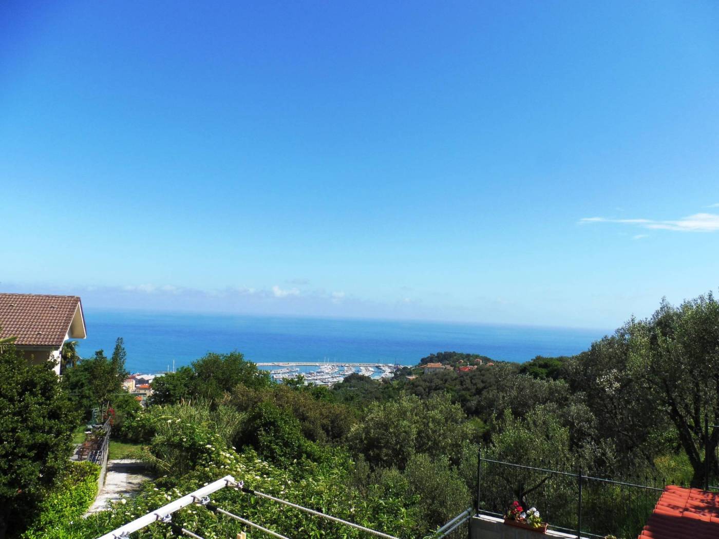 Quadrilocale via Nuova Castagnabuona, Centro, Varazze