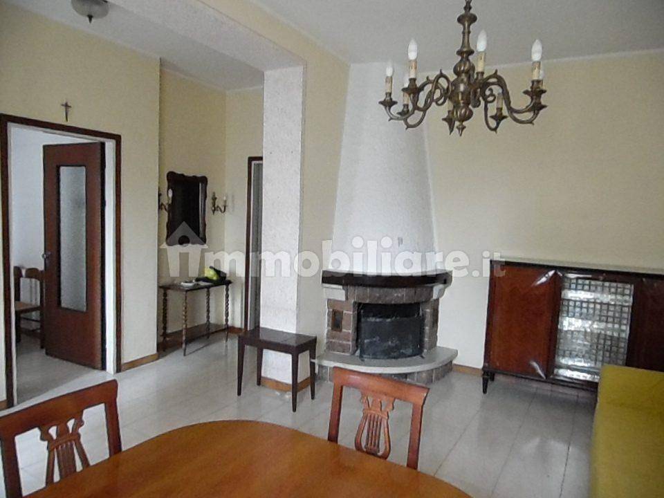 Quadrilocale via Manzoni, Corno Giovine