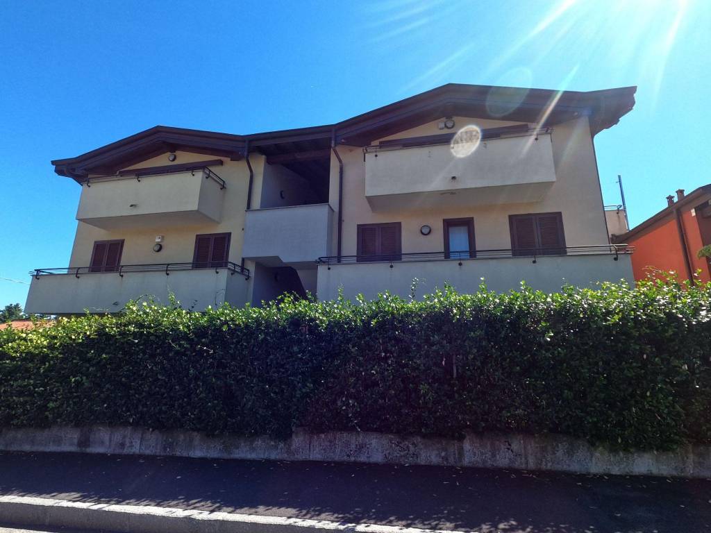 Vendita Appartamento Villa Guardia. Bilocale in via Fiume 10. Ottimo ...