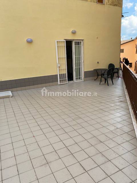 Appartamento ottimo stato, primo piano, A. Annarumma, A. Gasperi, F. Tedesco, Avellino