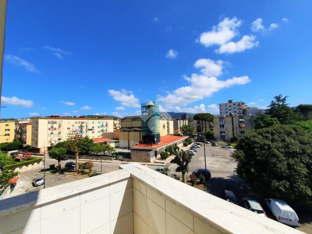 Vendita Appartamento Napoli. Trilocale in via Carnaro 1. Buono stato ...