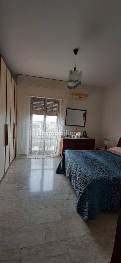 Appartamento via Eduardo De Filippo, Centro, Isola di Capo Rizzuto