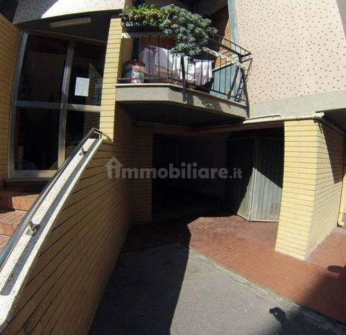 Locale commerciale in Vendita