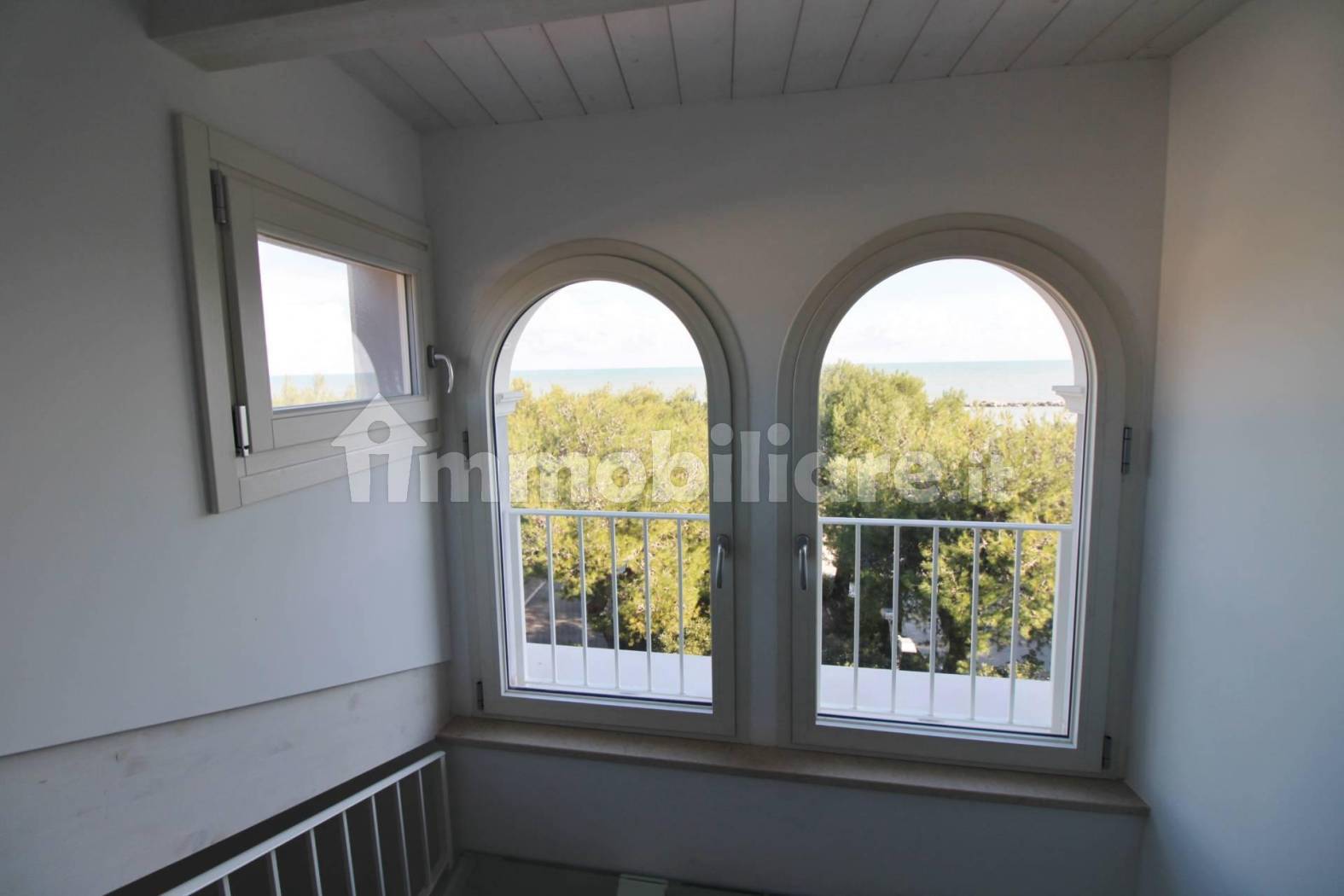 Bilocale via minniti, Cupra Marittima