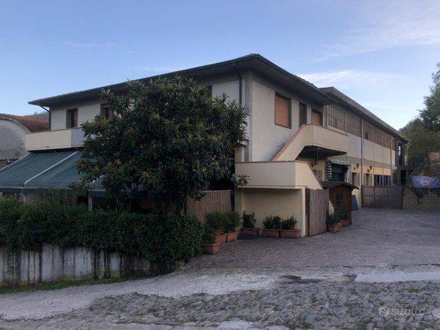 Quadrilocale via del Bisenzio 3, Mercatale San Quirico, Vernio