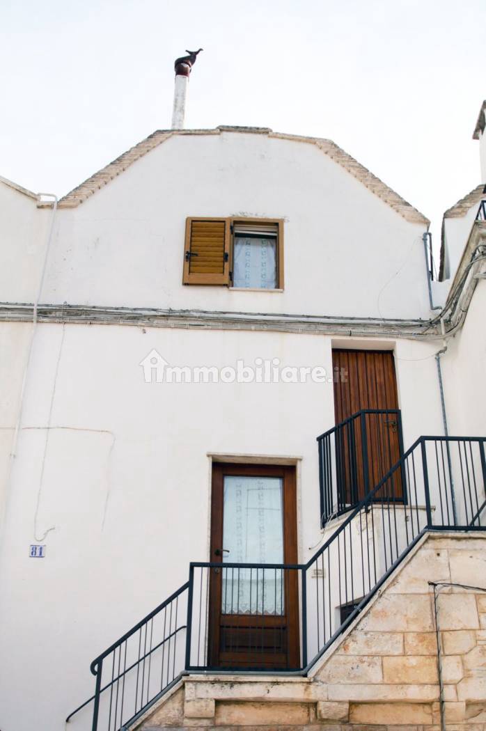 Quadrilocale via Duca d&#x27;Aosta 42, Centro, Cisternino