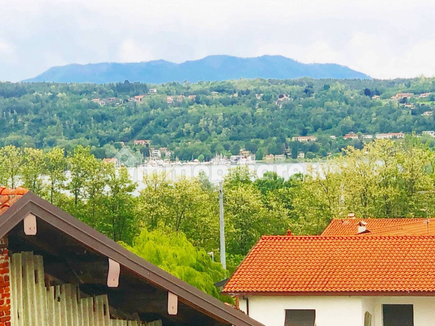 Trilocale via Pietro Nenni, Castelletto Sopra Ticino