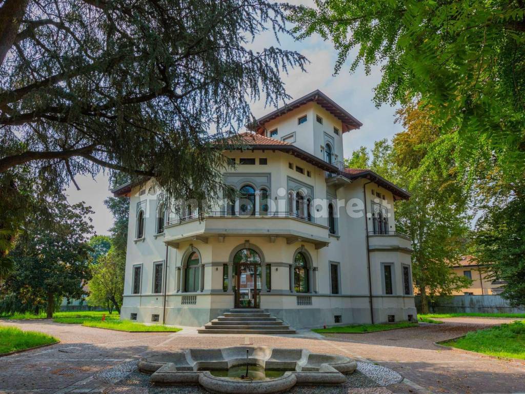 Vendita Villa unifamiliare in via Garibaldi 12 Castellanza. Ottimo ...