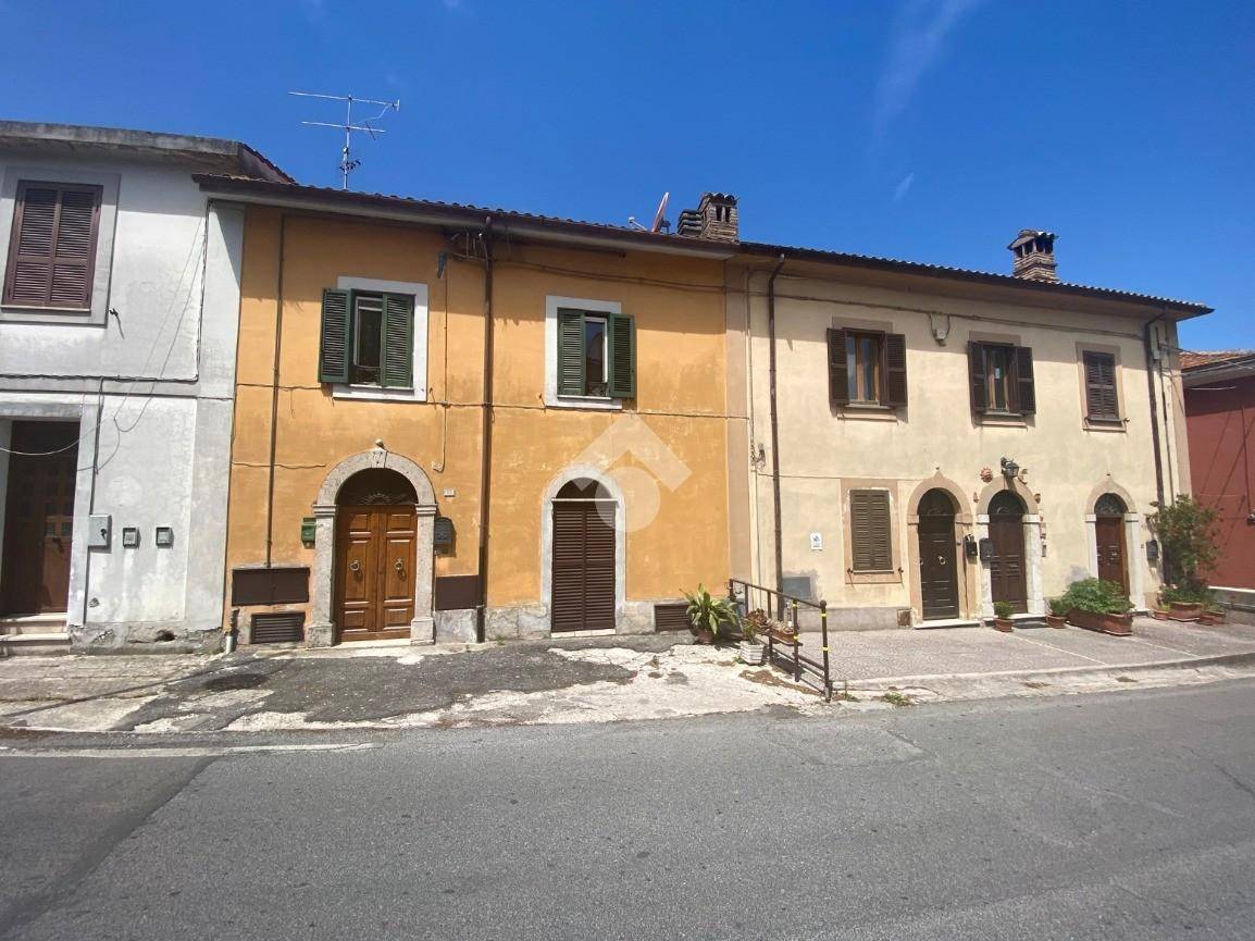 Trilocale via XII ottobre, Montopoli In Sabina, Montopoli di Sabina