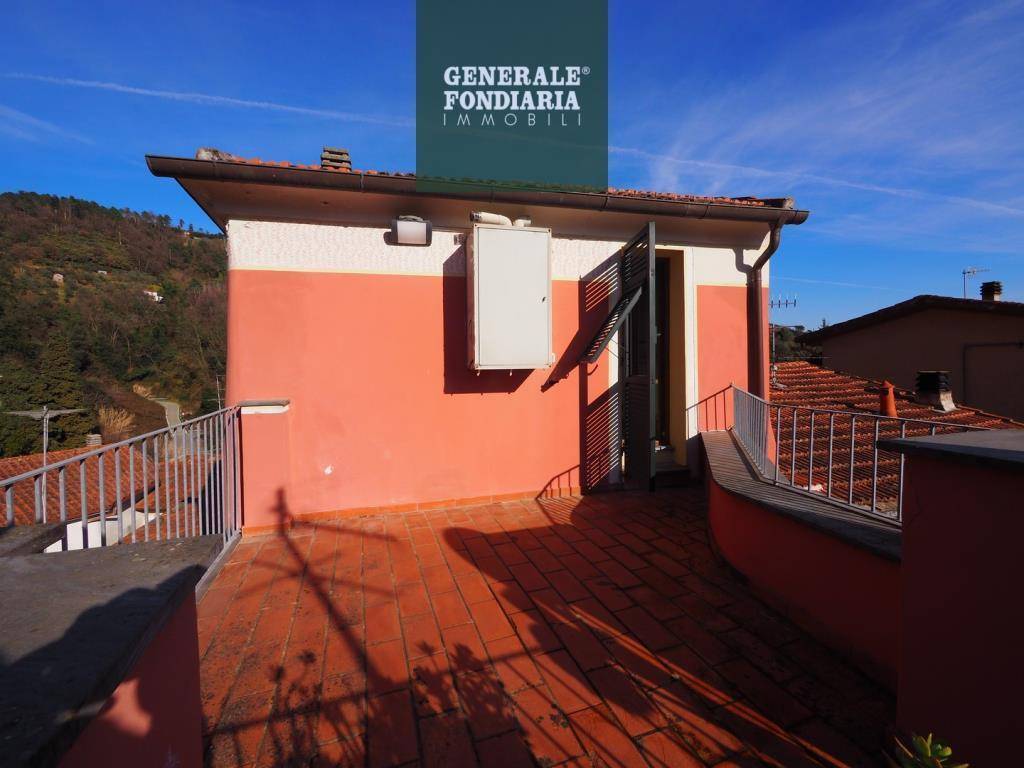 Trilocale via Sperone 19A, Carnea, Follo