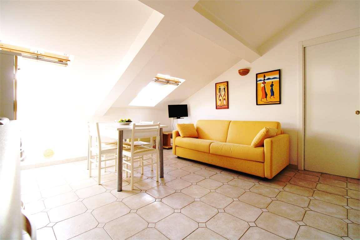 Bilocale vico orto, Centro, Diano Marina