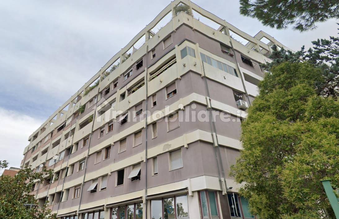 Quadrilocale buono stato, sesto piano, Semicentro - Stazione, Perugia