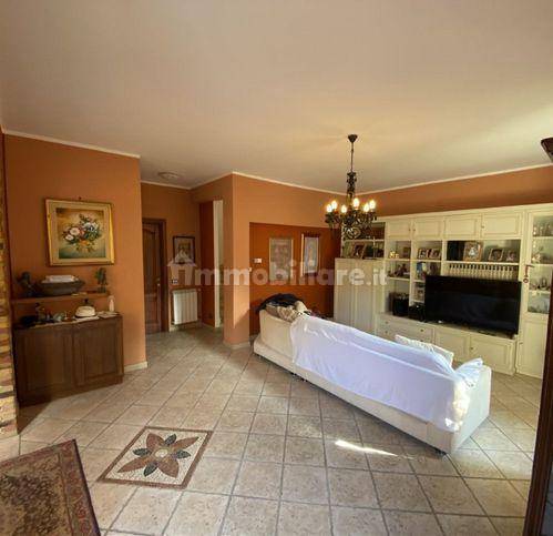 Vendita Villa unifamiliare in via Agnelleria Carini. Buono stato, posto ...