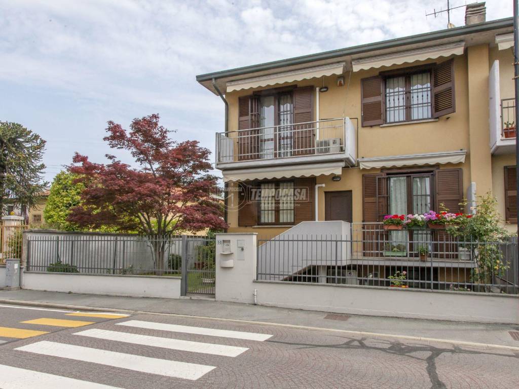 Vendita Villa unifamiliare in via Bollate Novate Milanese. Buono stato ...