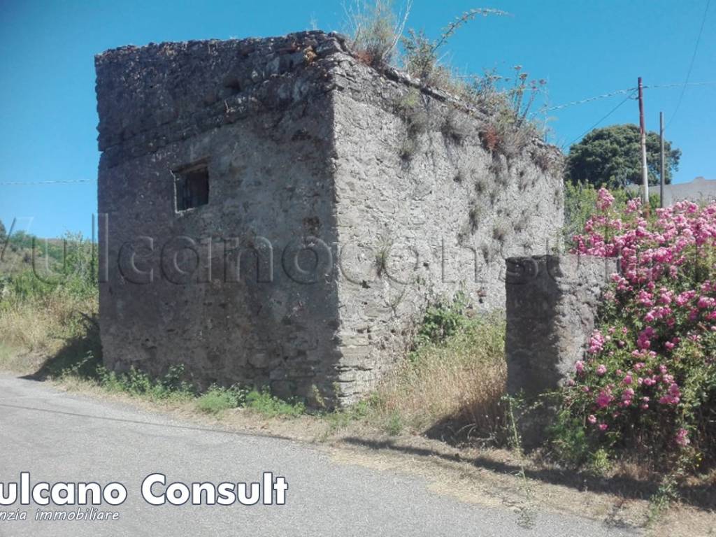 Vendita Rustico in Località Capo Grillo Lipari. Da ristrutturare, 30 mq ...