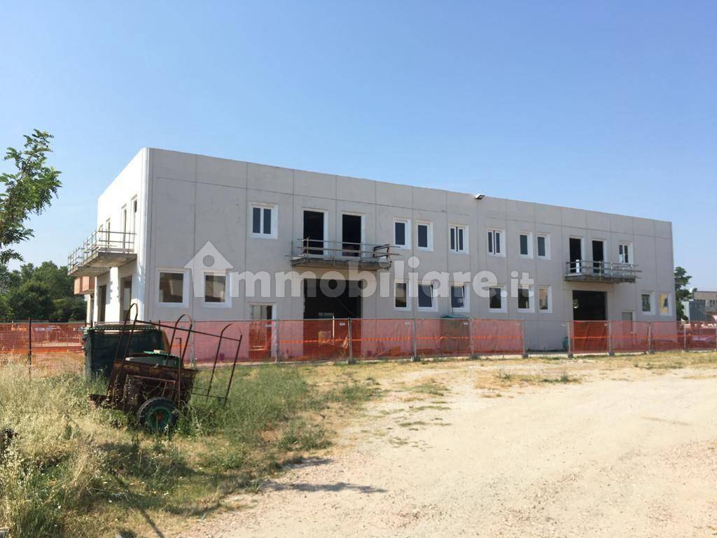 Magazzino - Deposito in Vendita