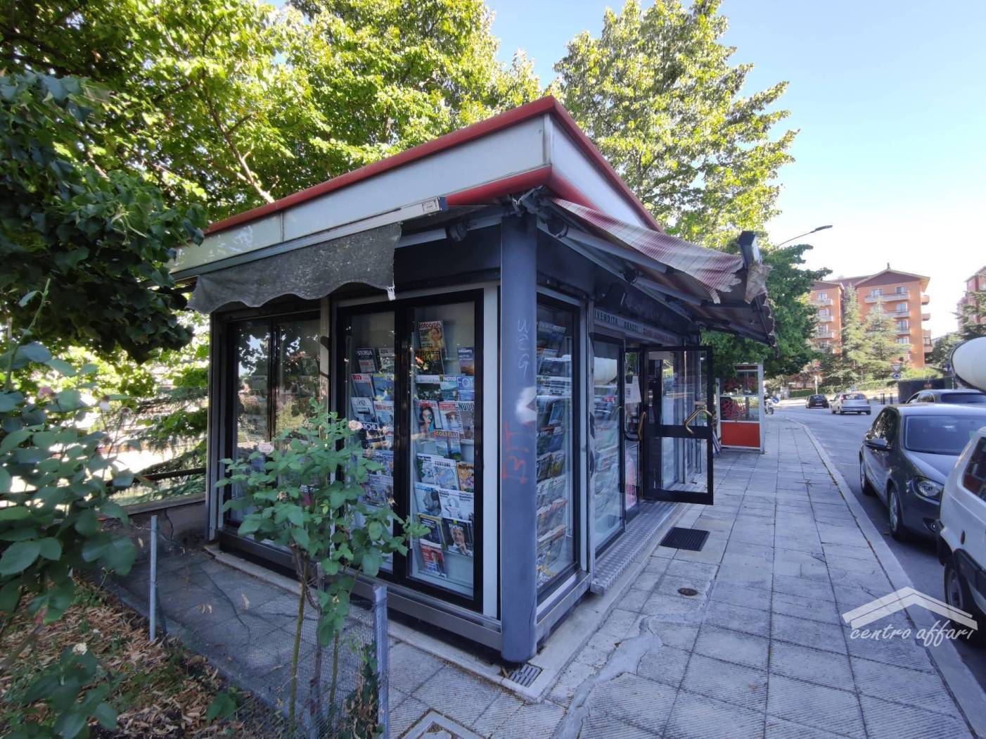 Locale commerciale in Vendita