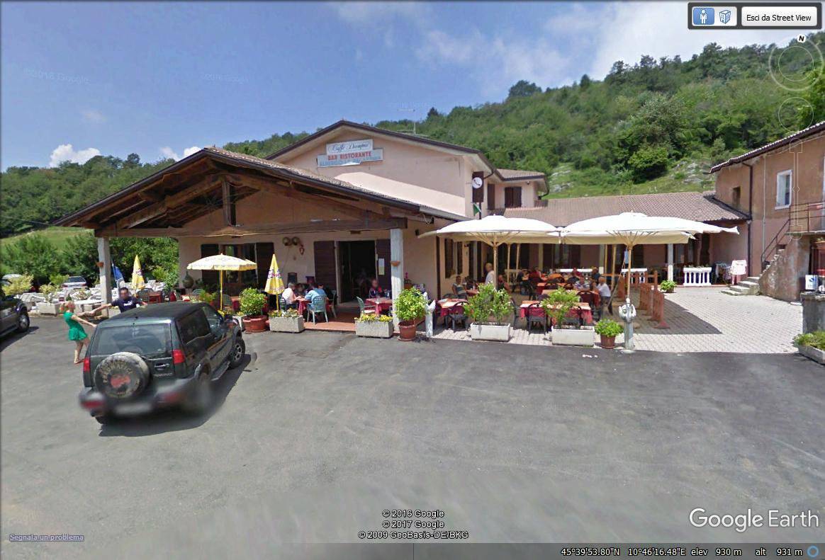 Locale commerciale in Vendita