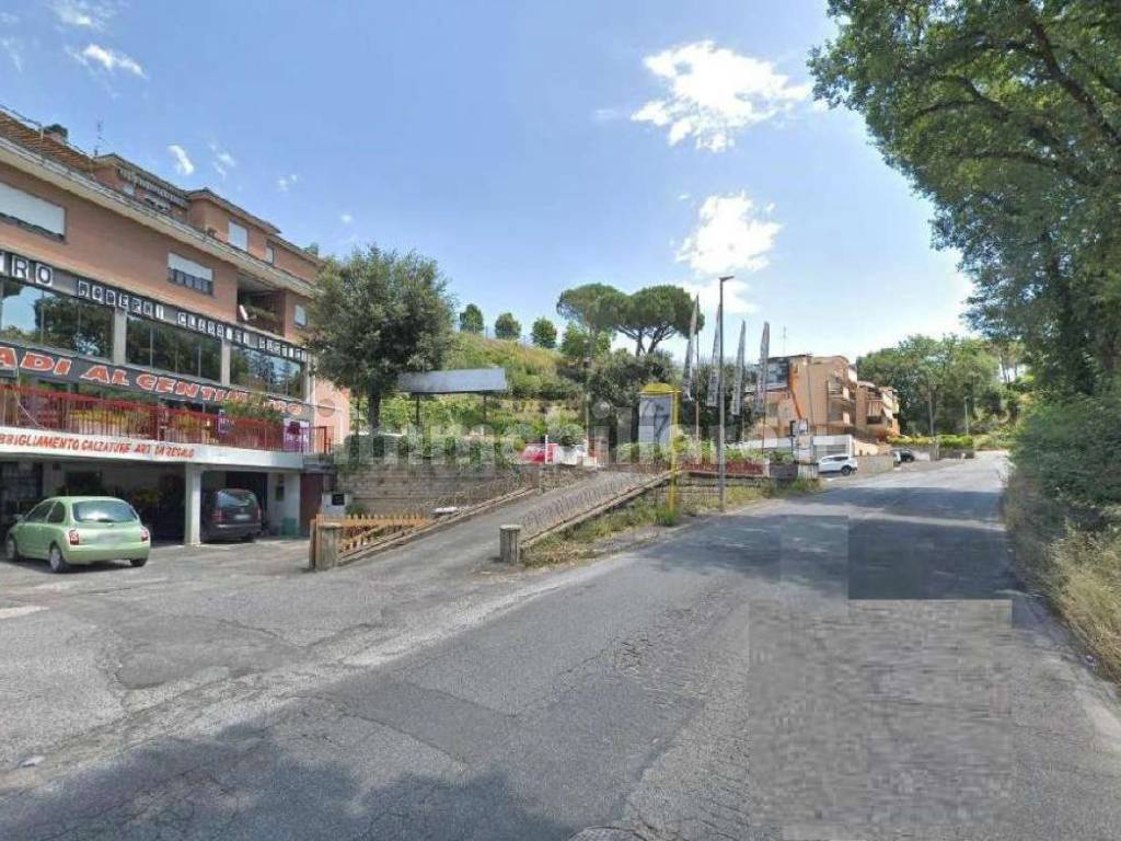 Locale commerciale via Di Boccea, Roma, rif. 89353707 - Immobiliare.it