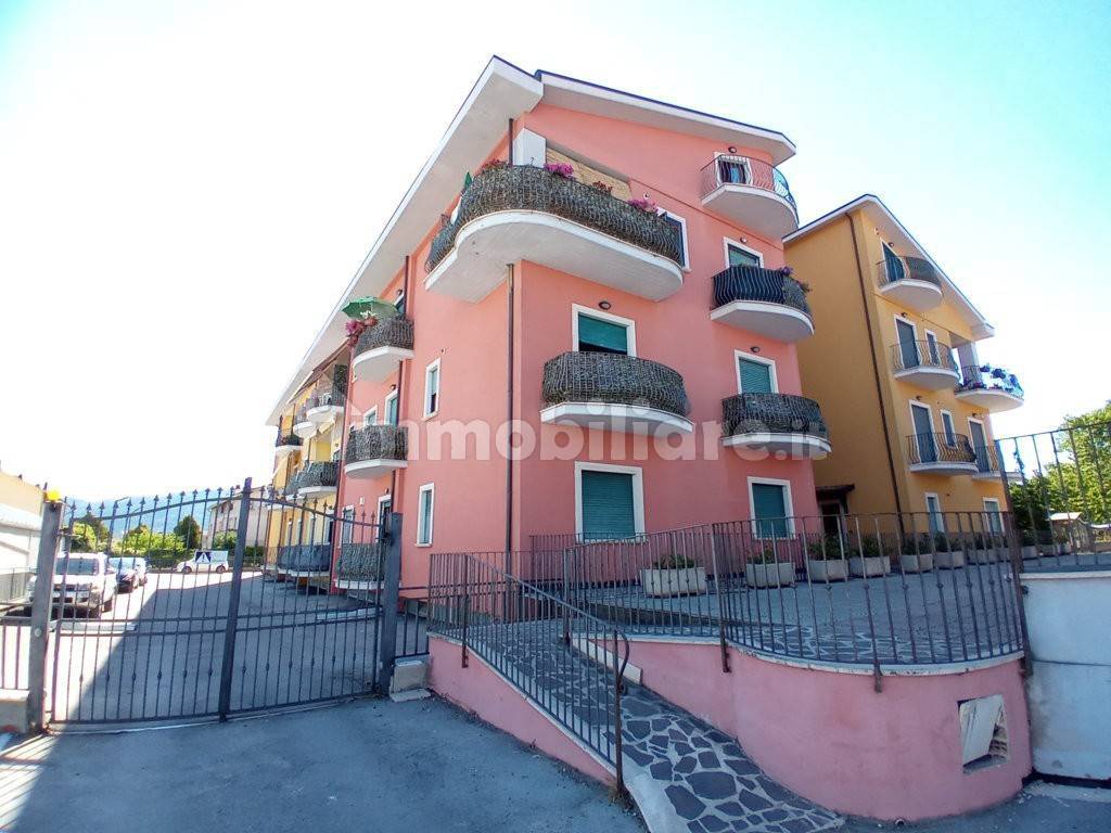 Quadrilocale via delle Ginestre, Centro, Avezzano