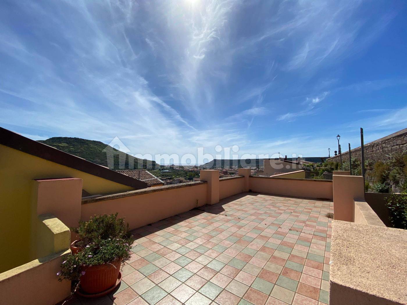 Quadrilocale via Ultima Costa 51, Centro, Bosa