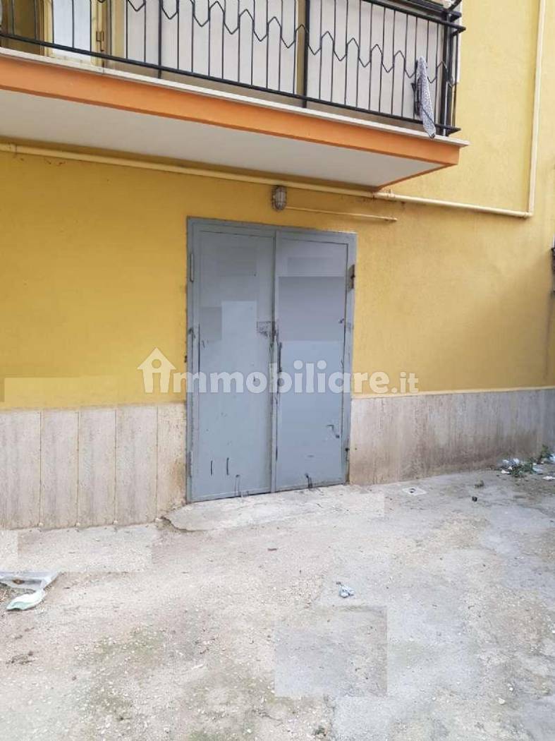 Posto auto - moto in Vendita