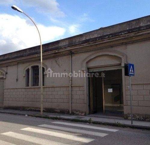 Laboratorio in Vendita