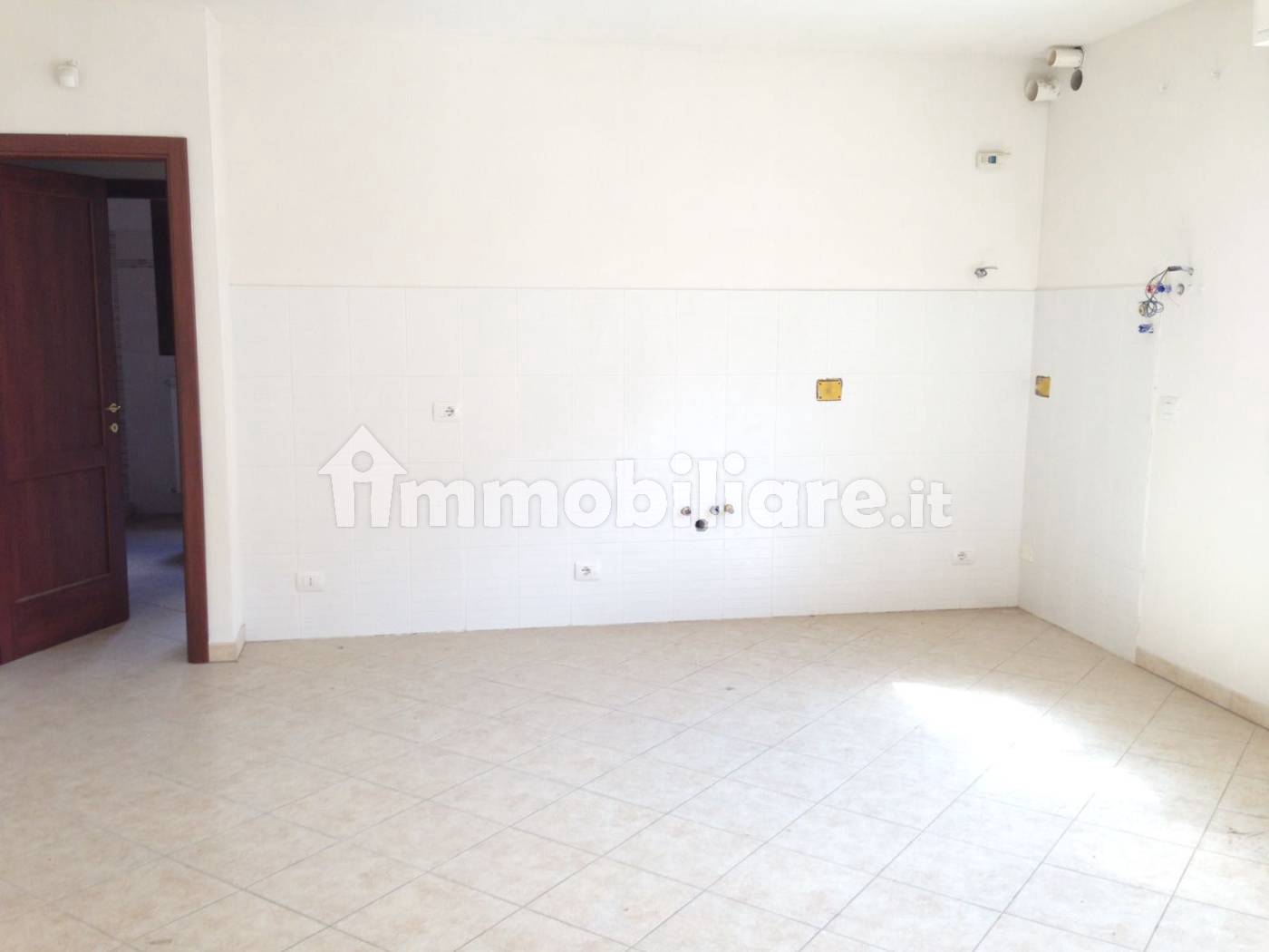 Bilocale nuovo, piano terra, Coiano, Prato