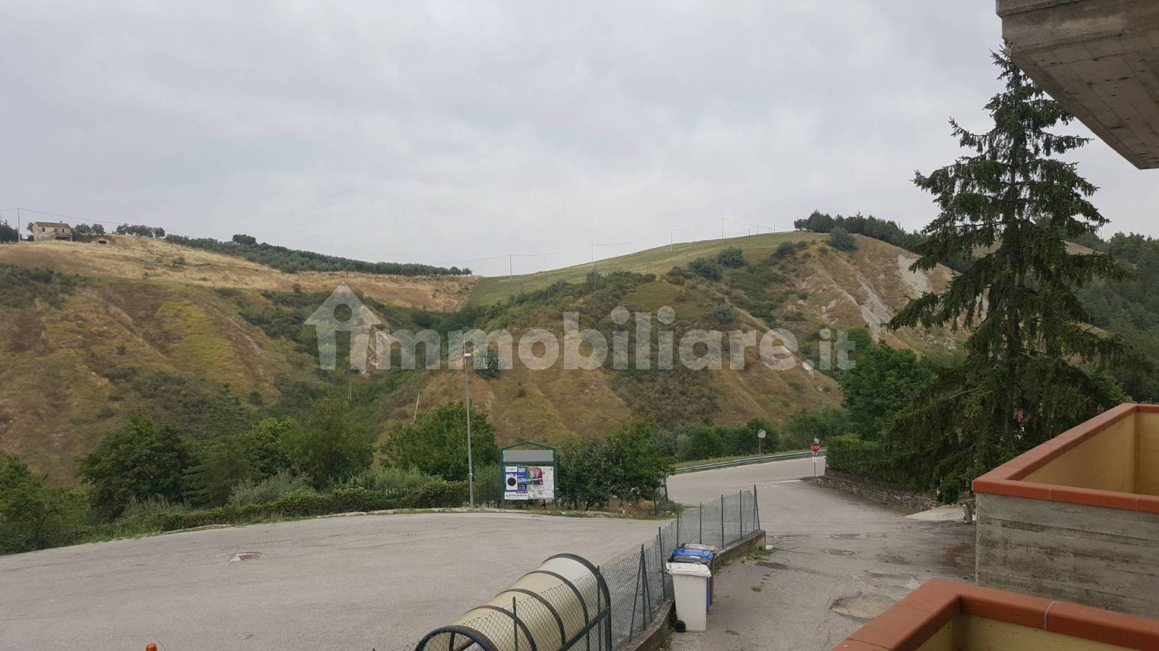 Quadrilocale via Renato Guttuso, Campogrande, Castellalto