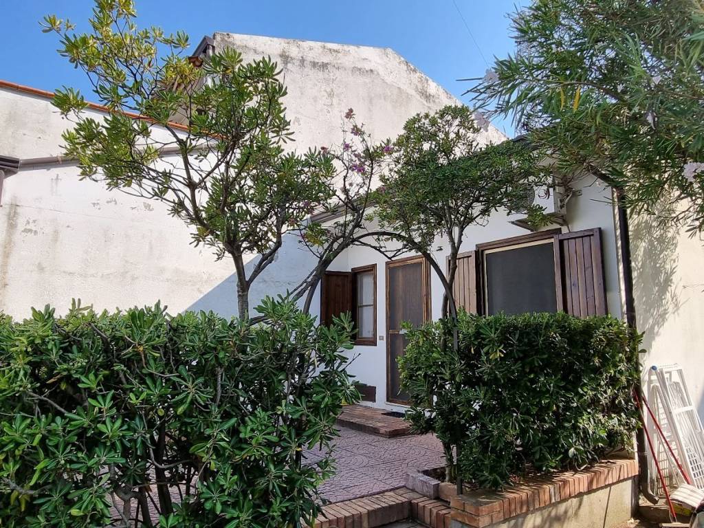 Vendita Villa a schiera Montepaone. Posto auto, 60 m², rif. 89861219