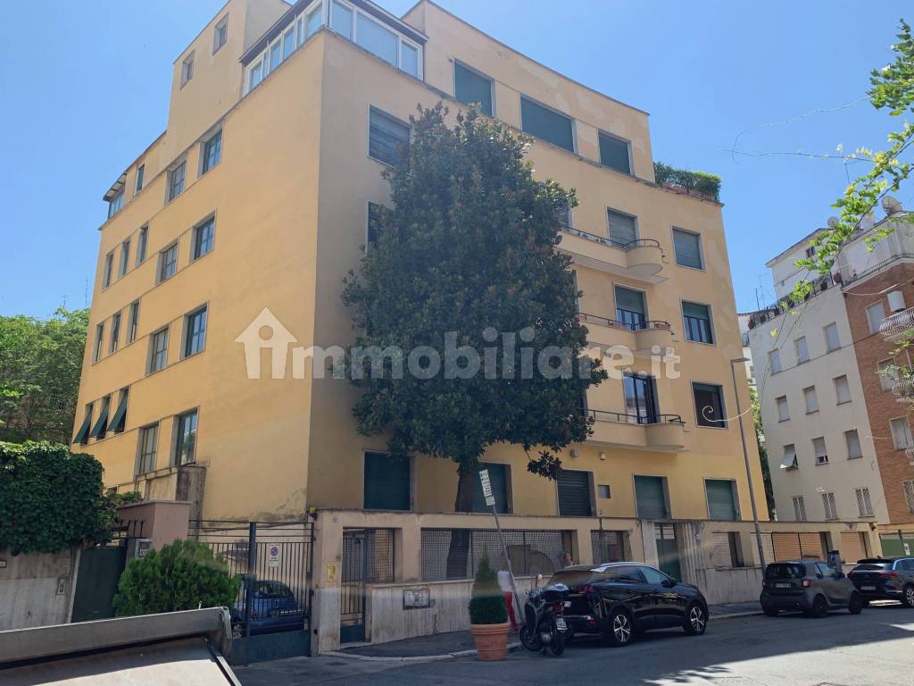 Affitto Appartamento Roma. Bilocale in via Archimede. Ottimo stato ...