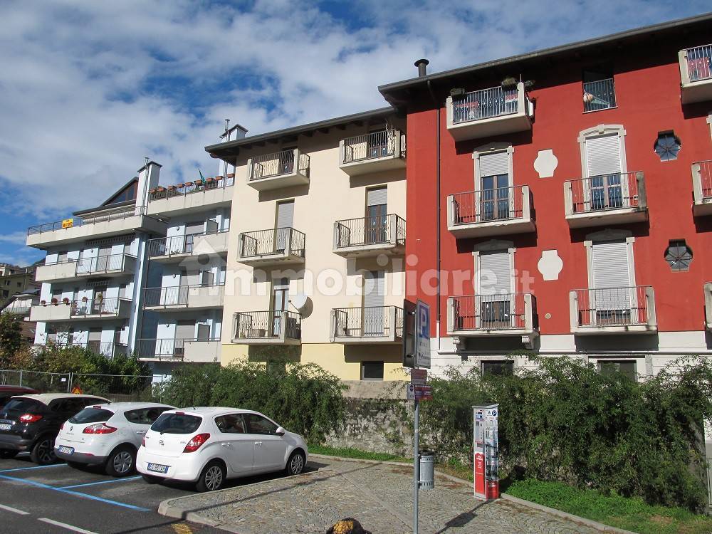 Trilocale via Cesare Battisti, Centro, Sondrio