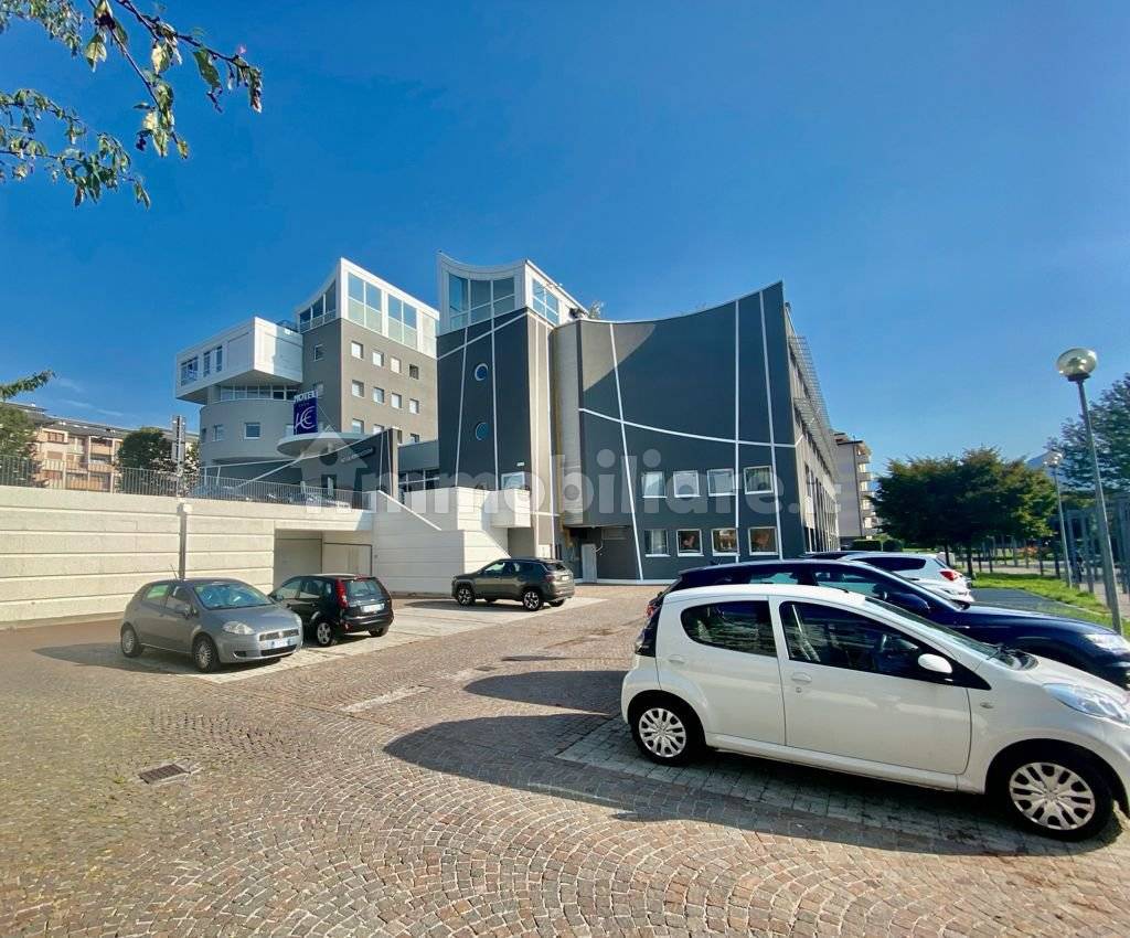 Posto auto - moto in Vendita