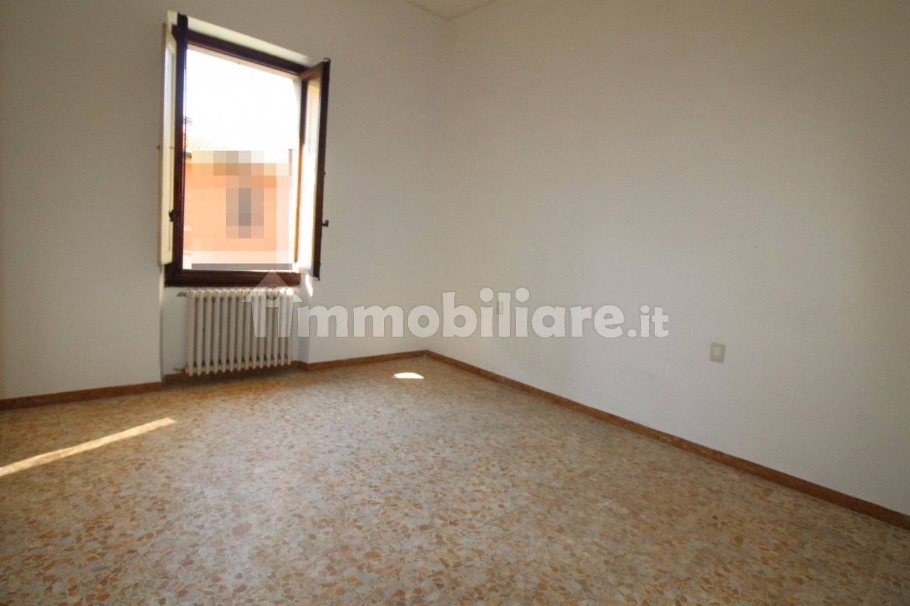 Quadrilocale via Ventiquattro Maggio, Città, Montevarchi