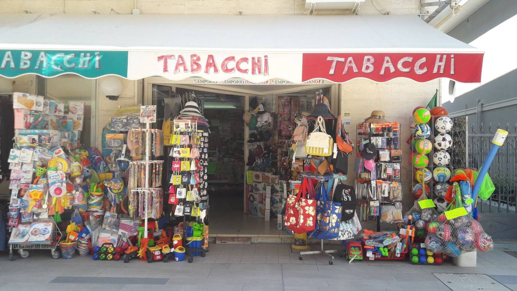 Tabaccheria in Vendita