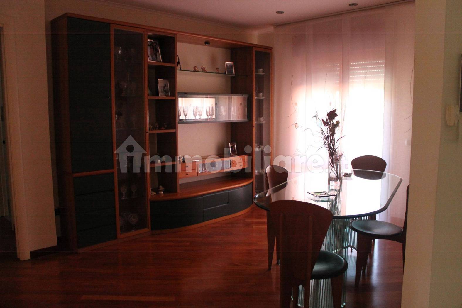 Trilocale via Monsignor Armando Fares 20, Santa Maria, Catanzaro