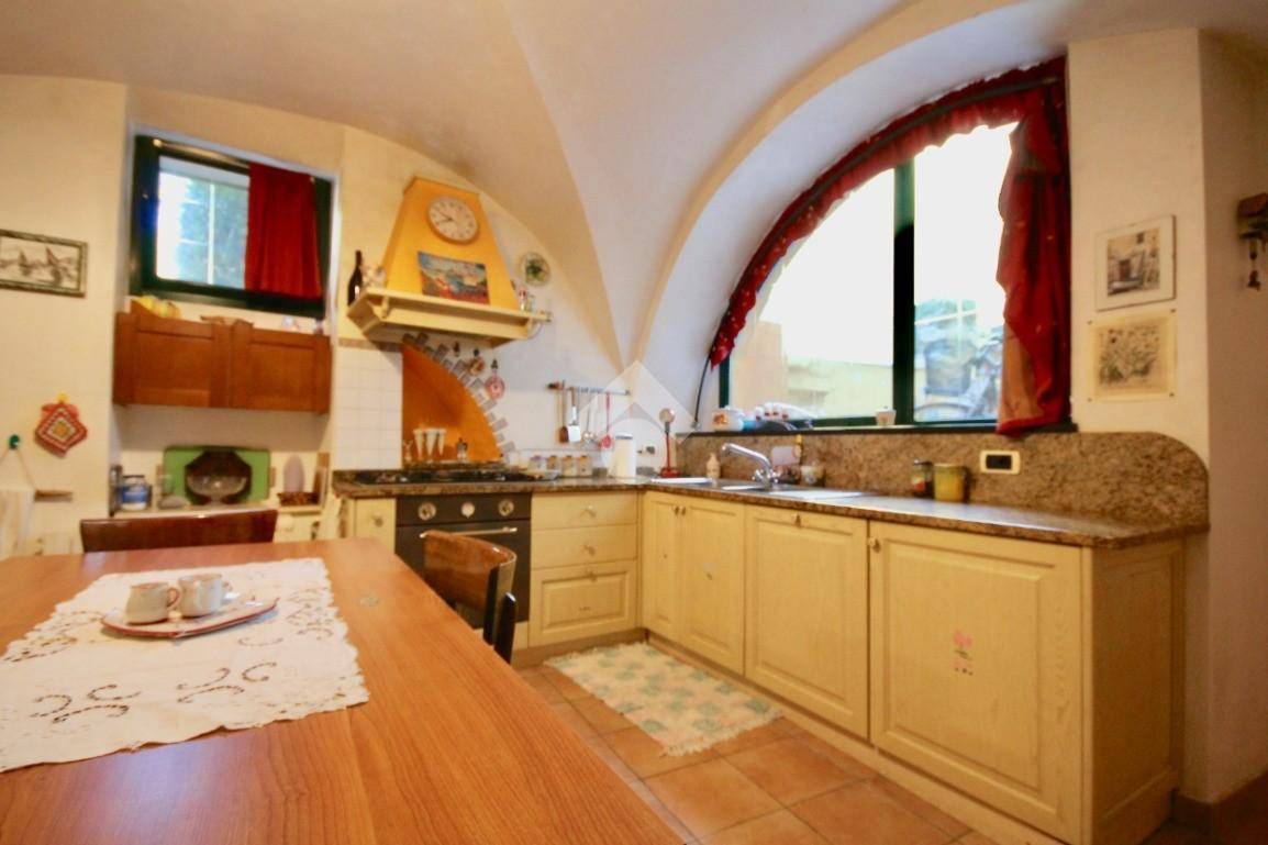 Bilocale vicolo Littardi 29, Foce - Semeria, Sanremo