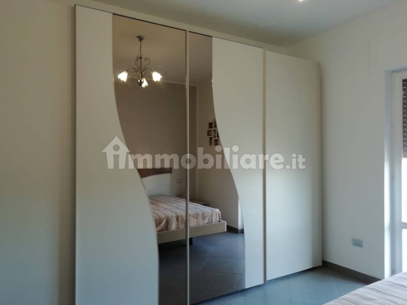 Quadrilocale via Carlo Levi 5, Torretta, Crucoli