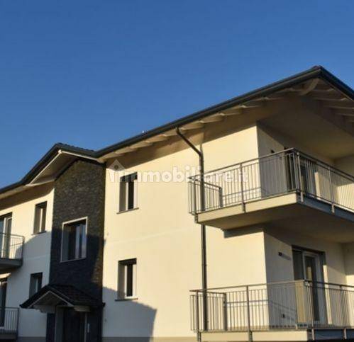 Trilocale nuovo, piano rialzato, Vighizzolo, Cascina Varenna, Cantù