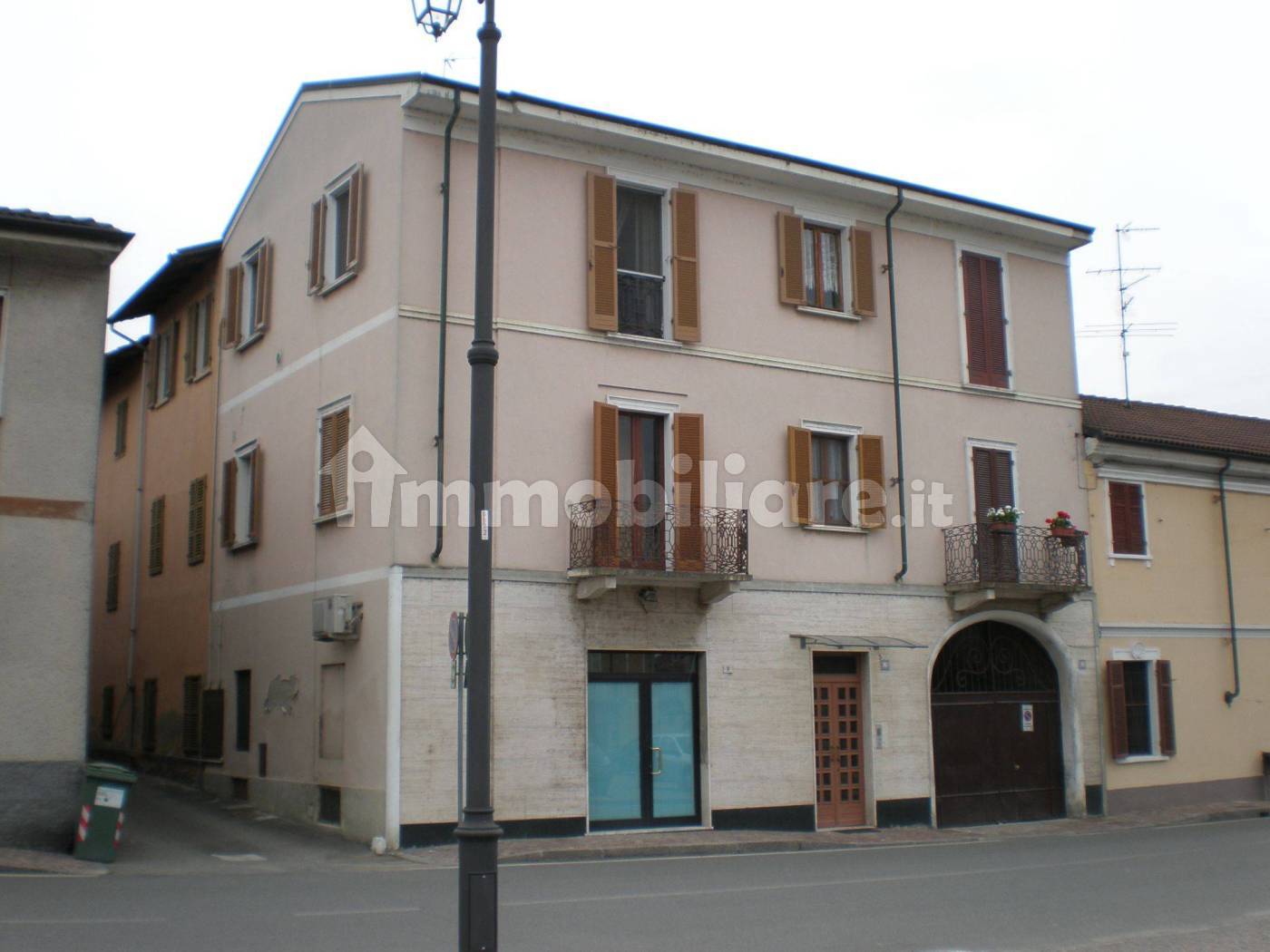 Trilocale piazza Vittorio Veneto 5, Asigliano Vercellese