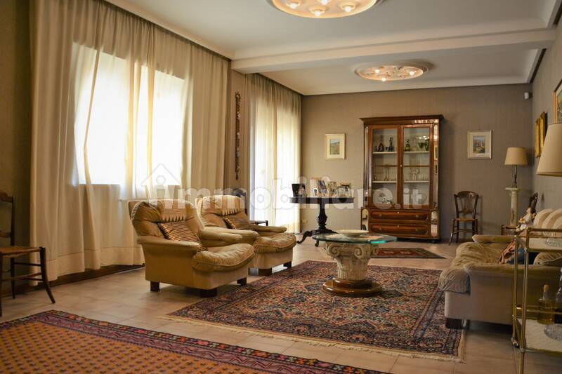 Appartamento via Salvatore la Rosa 55, Centro, Noto