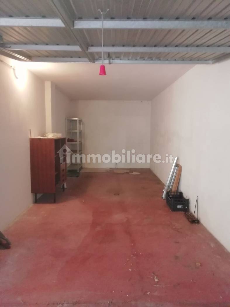 Garage - Box in Vendita