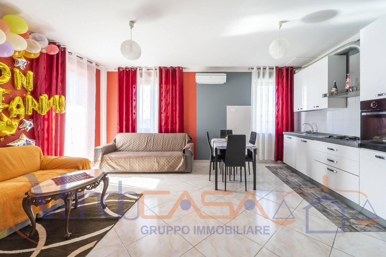 Trilocale via Pollano 10, Centro, Moretta