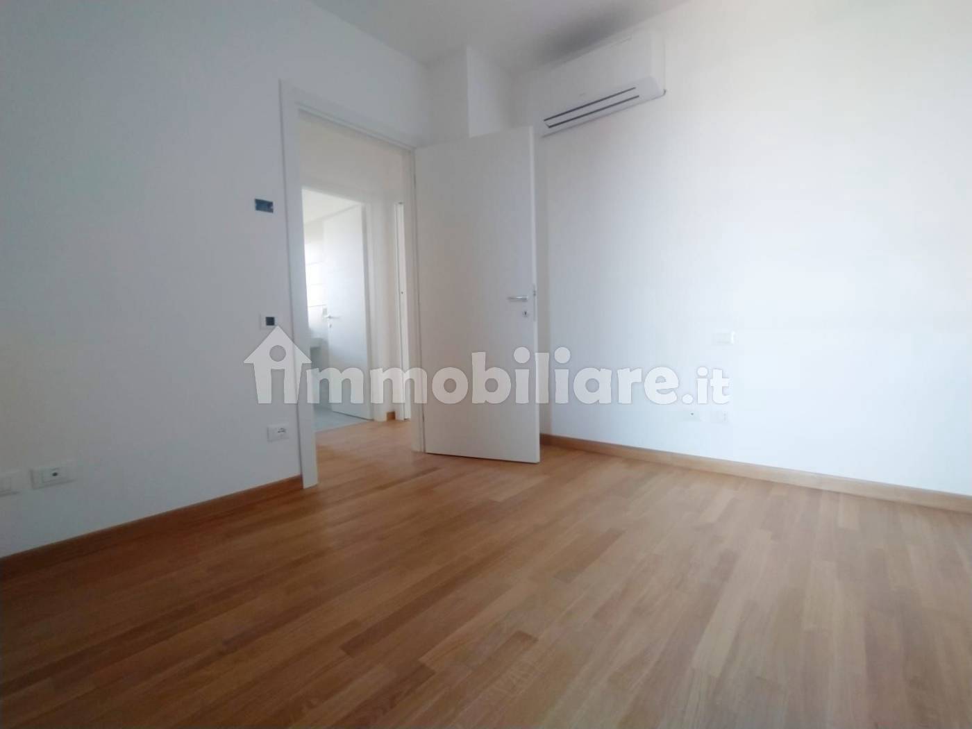 Bilocale via di Grottarossa, Grottarossa - Saxa Rubra, Roma